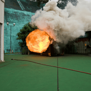 Backdraft | Conheça esse fenômeno explosivo - Store Solutions